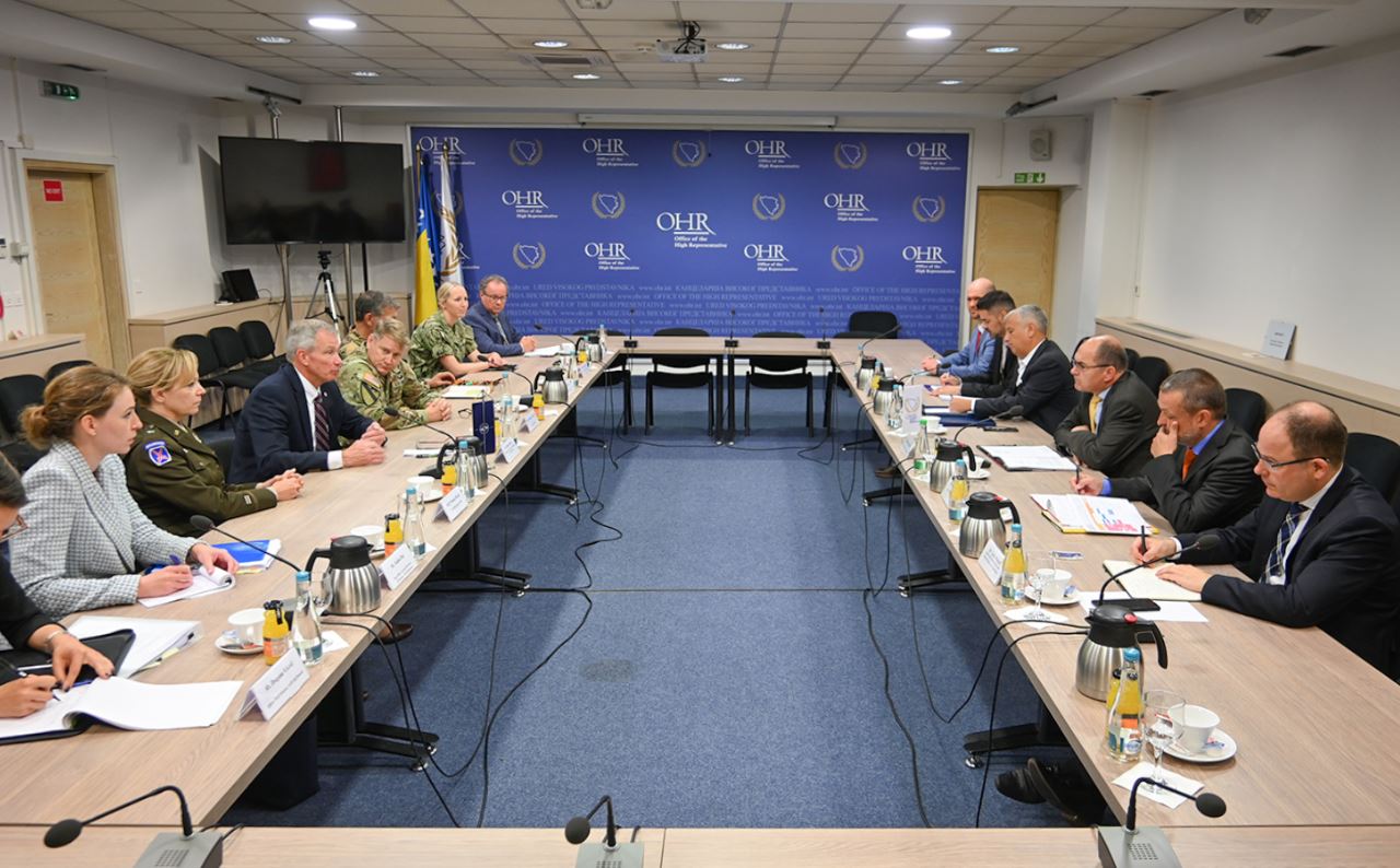 Schmidt with NATO Representatives: Maintain a coordinated Engagement in ...