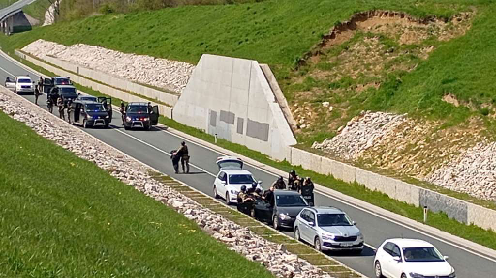 Joint Exercise of Members of the Brcko District Police and SIPA ...