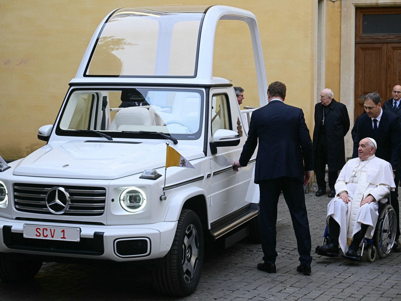 The Popemobile of Peace: Pope Francis’ final Gift to Gaza - Sarajevo Times